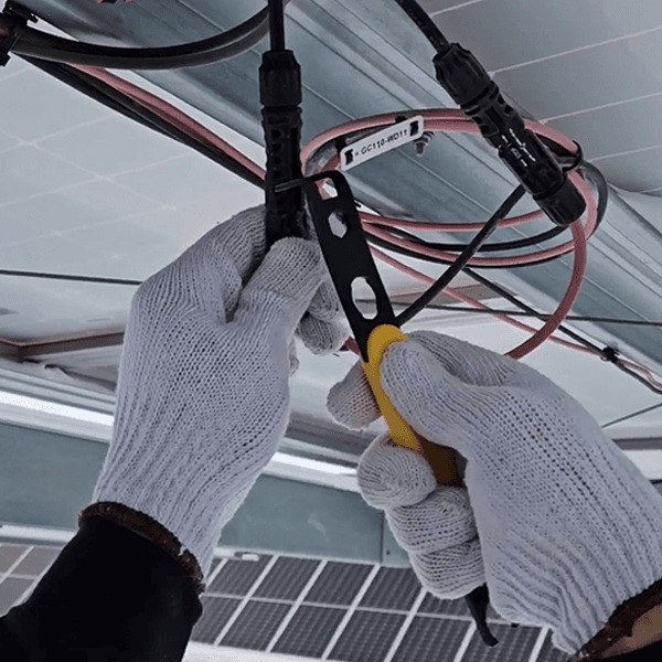 Solar Serpent - Universal Solar Panel Disconnector - Rack-A-Tiers